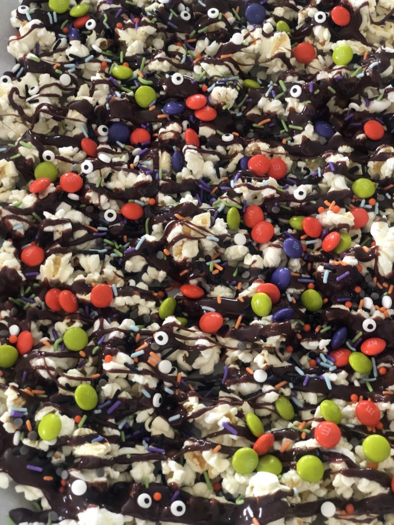 Spooky Halloween Popcorn is sweet and spooky!